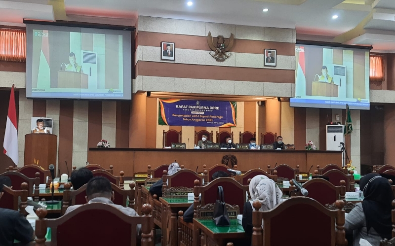 DPRD Ponorogo Gelar Rapat Paripurna, Penyampaian LKPJ Bupati Ponorogo ... DPRD Ponorogo Gelar Rapat Paripurna, Penyampaian LKPJ Bupati Ponorogo ...
