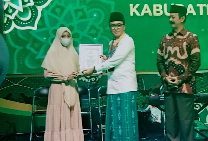 Bupati Mas Tamam Resmi Tutup MTQ XXX Pamekasan, Juara Umum Kecamatan ...